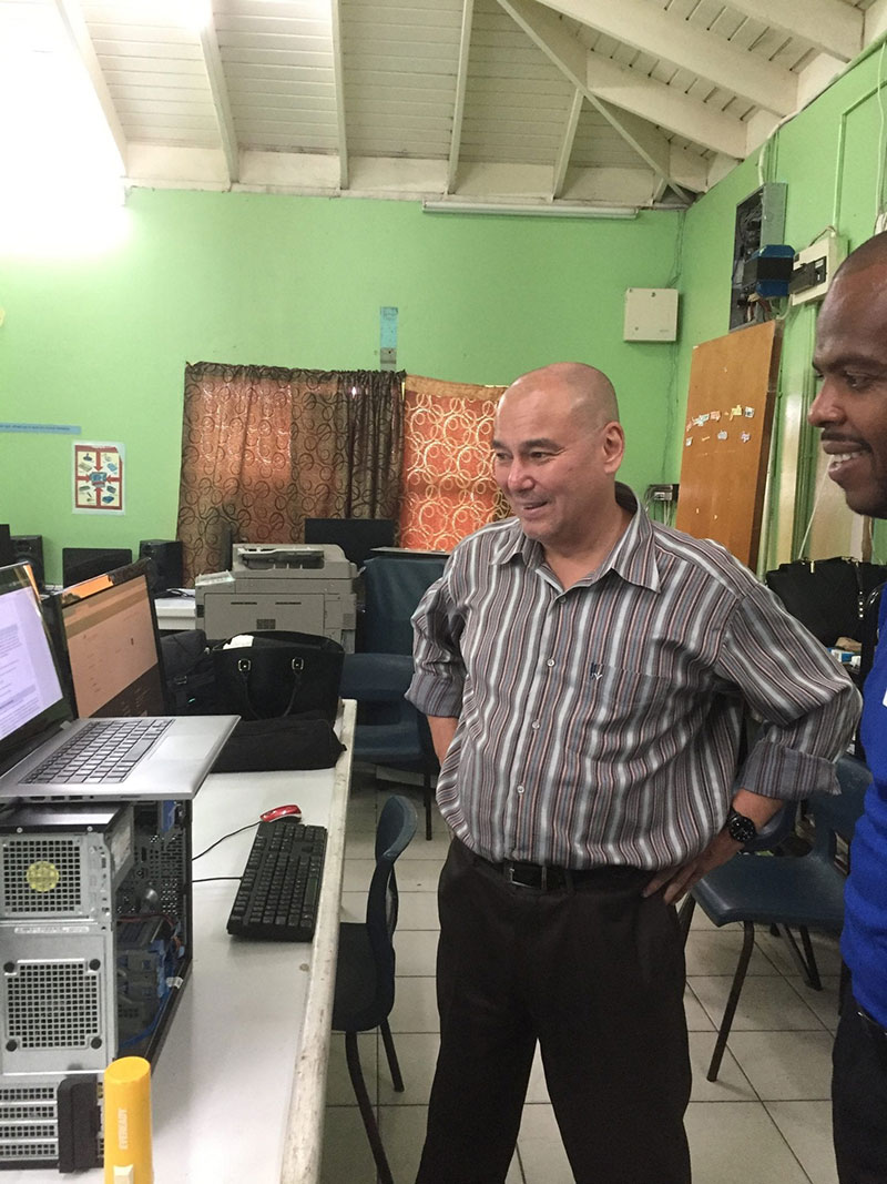 UMHS Professors Dr. Julie Graves & Dr. Peter Lee Teach Kids About ...