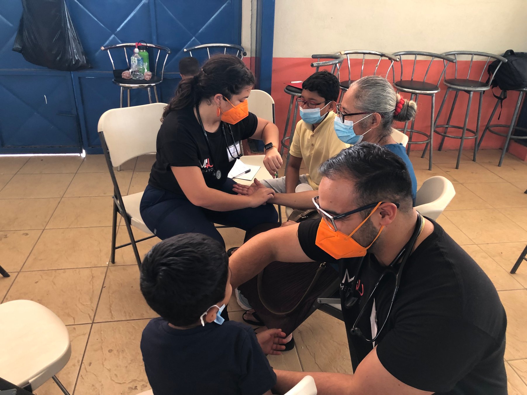 UMHS Med4You & Global Health Institute bring healthcare to Costa Rica