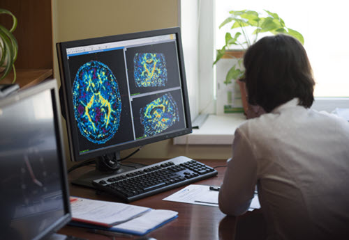 How to become a Radiologist - 6 steps from undergrad to Medical ...