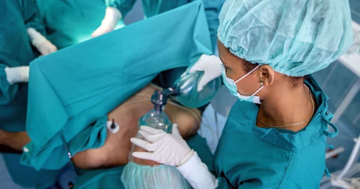 Is an Anesthesiologist a Doctor? - Information about Anesthesiologists