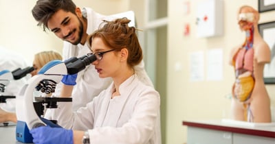 How to become a Dermatopathologist?