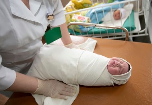 How to become a Neonatologist?